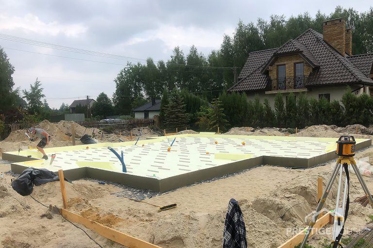 Płyta Fundamentowa - budowa, koszt i cena ciepłej płyty fundamentowej
